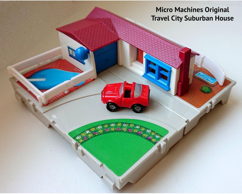 LEGO MOC Mobile City Suburban House Playset by brickotronic ...