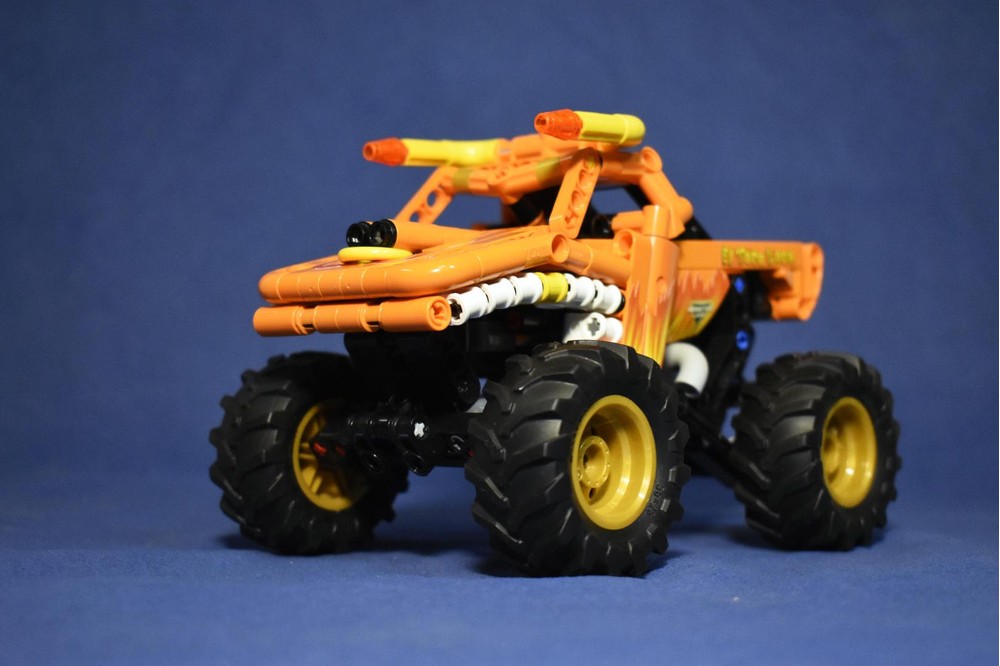 LEGO MOC El Toro Loco Pull&Back model by ArsMan064 | Rebrickable ...