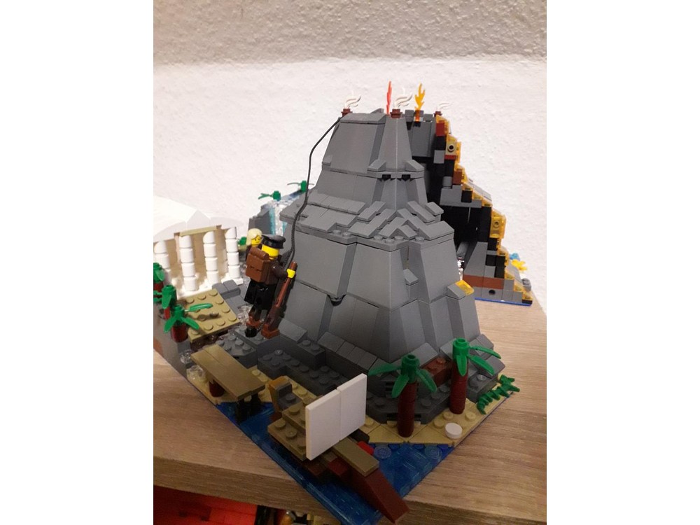 LEGO MOC Volcano by Christoph Eckhardt | Rebrickable - Build with LEGO