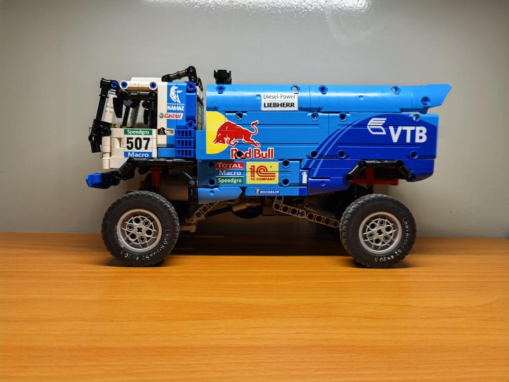 LEGO MOC KAMAZ Truck by vinsen | Rebrickable - Build with LEGO
