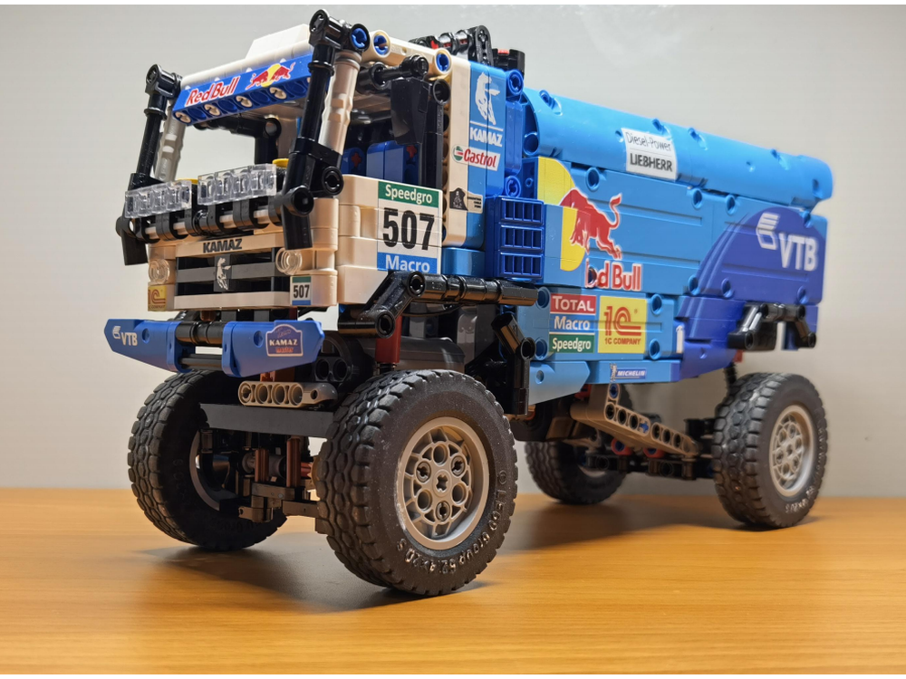 LEGO MOC KAMAZ Truck by vinsen | Rebrickable - Build with LEGO