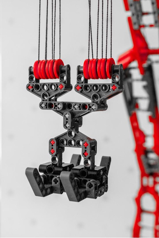 LEGO MOC Mammoet PTC-200-DS Ring Crane by OleJka | Rebrickable - Build ...