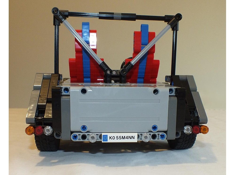 LEGO MOC 42043 Caterham 7 by Snospar | Rebrickable - Build with LEGO