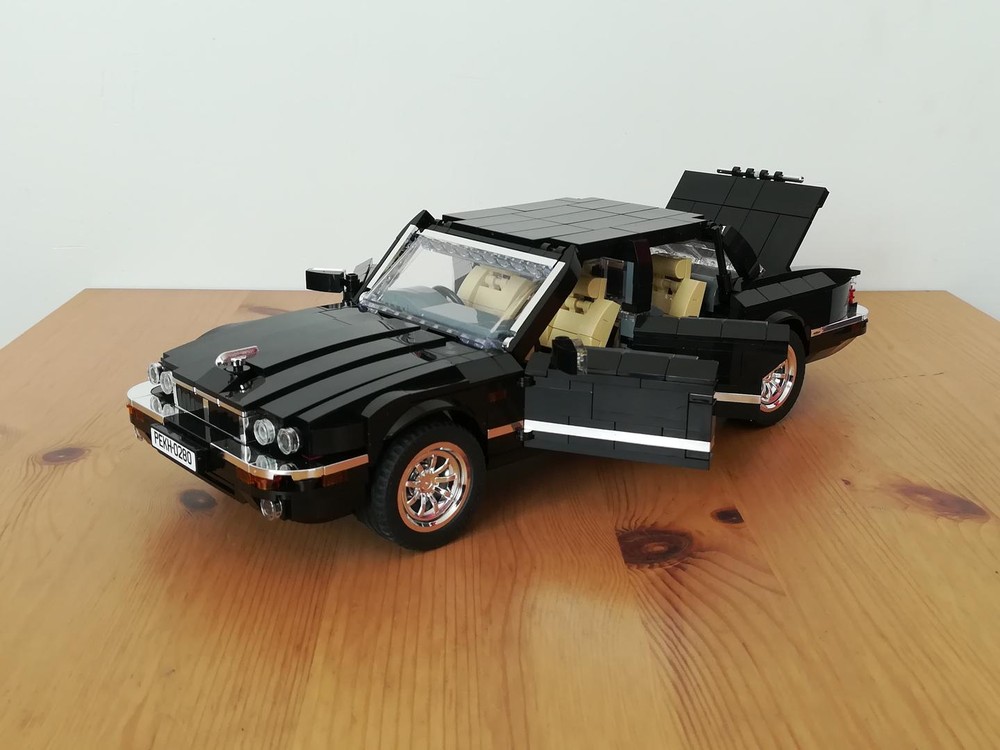 LEGO MOC Jaguar XJ (1998) by Rastacoco | Rebrickable - Build with LEGO