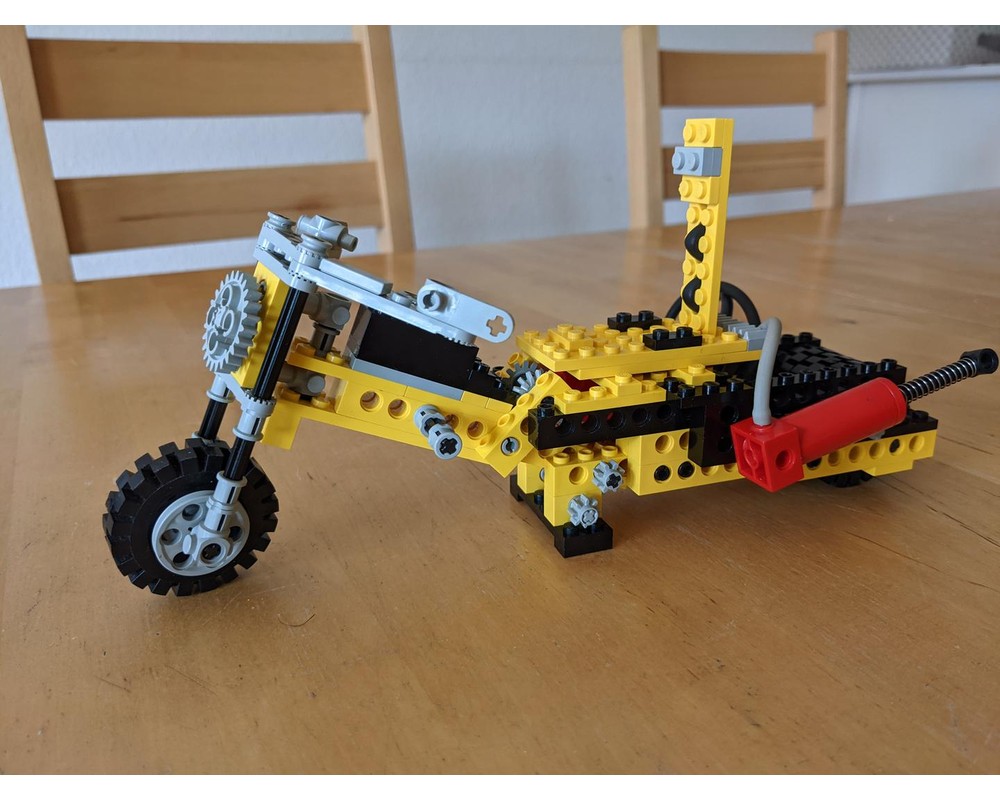 LEGO MOC Motorcycle by MichiB | Rebrickable - Build with LEGO