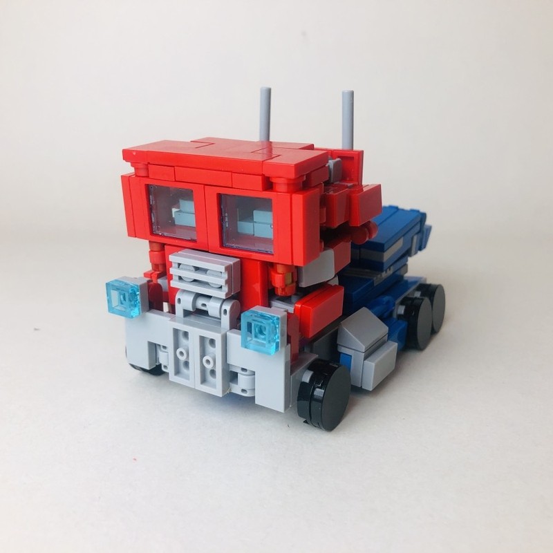 LEGO MOC Optimus prime [Transformers G1] by ARCACA | Rebrickable ...
