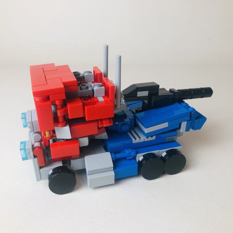 LEGO MOC Optimus prime [Transformers G1] by ARCACA | Rebrickable ...
