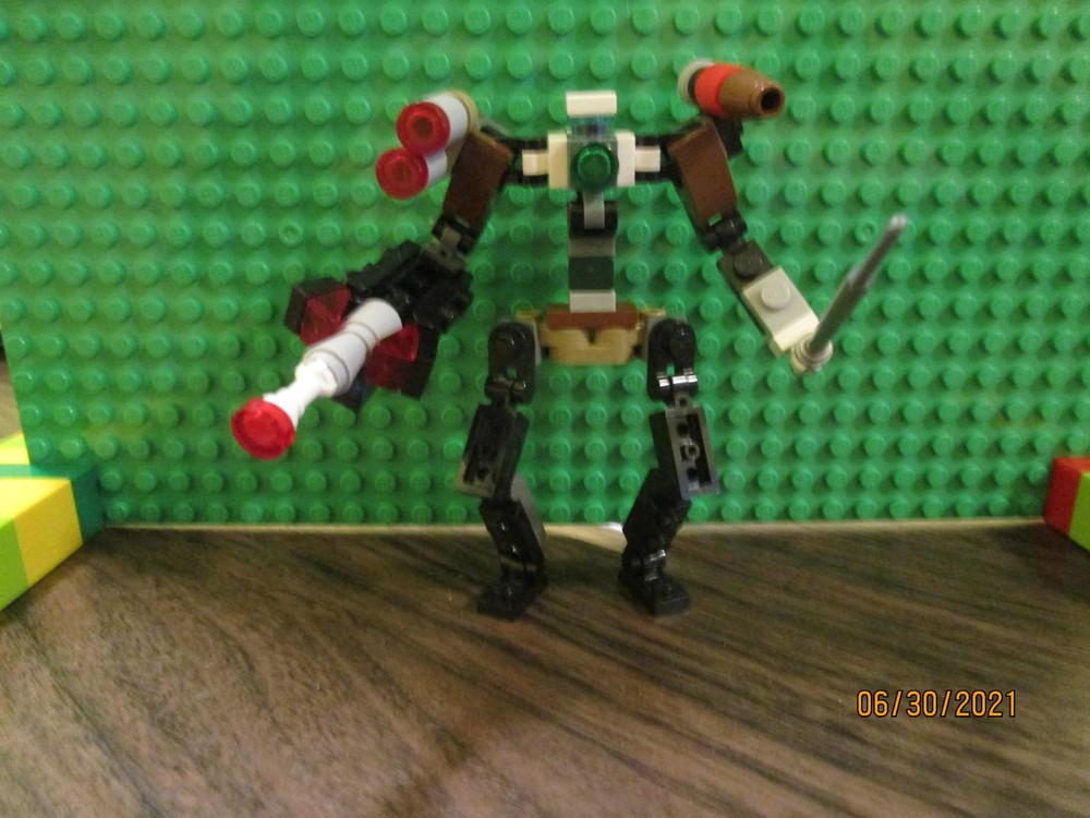 Lego Moc Robot Warrior By Trambareman Rebrickable Build With Lego