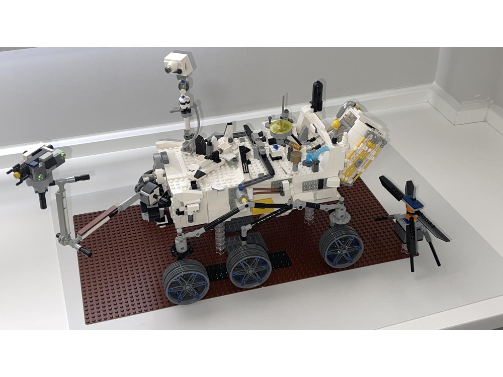 LEGO MOC NASA Mars Rover 2020 Perseverance, Scale 1:10 with Ingenuity ...