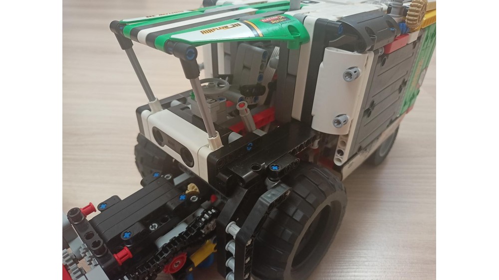 LEGO MOC RI Combine Harvester by Tykenen | Rebrickable - Build with LEGO