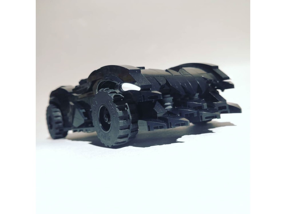LEGO MOC-82634 Injustice 2 batmobile by Gervant_Riviiskiy | Rebrickable ...
