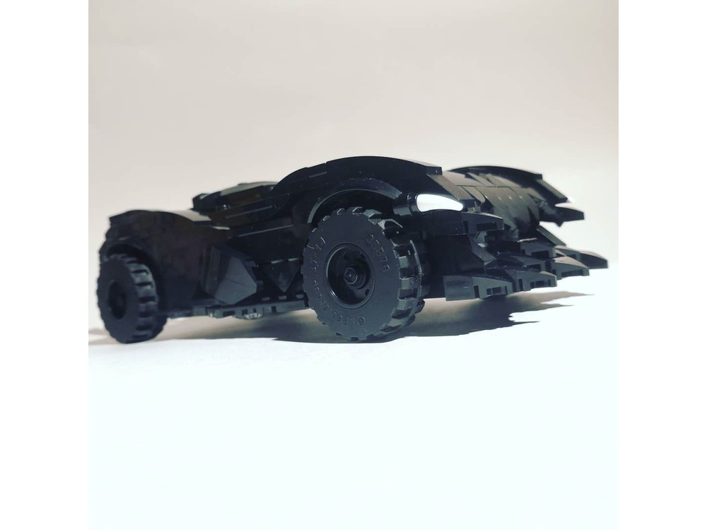 LEGO MOC Injustice 2 batmobile by Gervant_Riviiskiy | Rebrickable ...