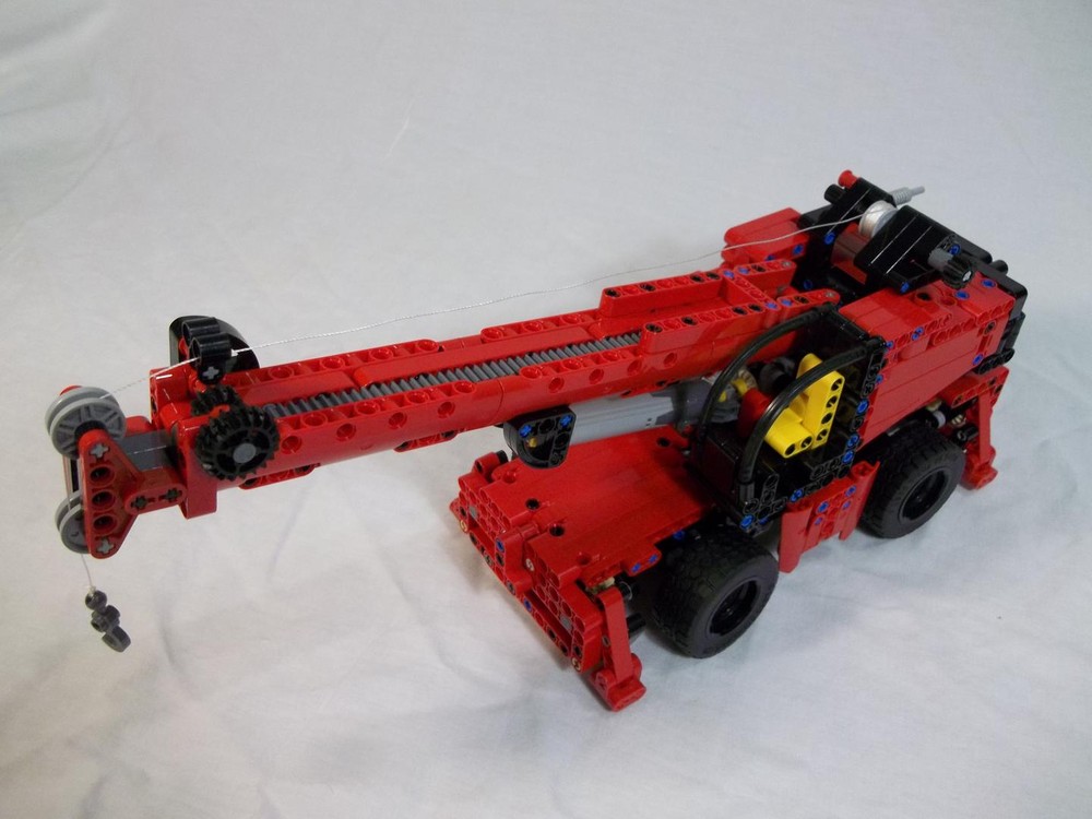 LEGO MOC Mini Off-Road Crane by weavel | Rebrickable - Build with LEGO