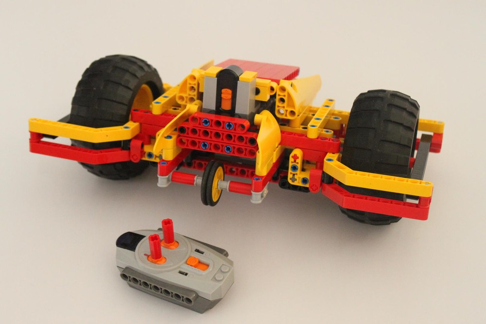 LEGO MOC RC Two Wheeler by MarkTypeR | Rebrickable - Build with LEGO