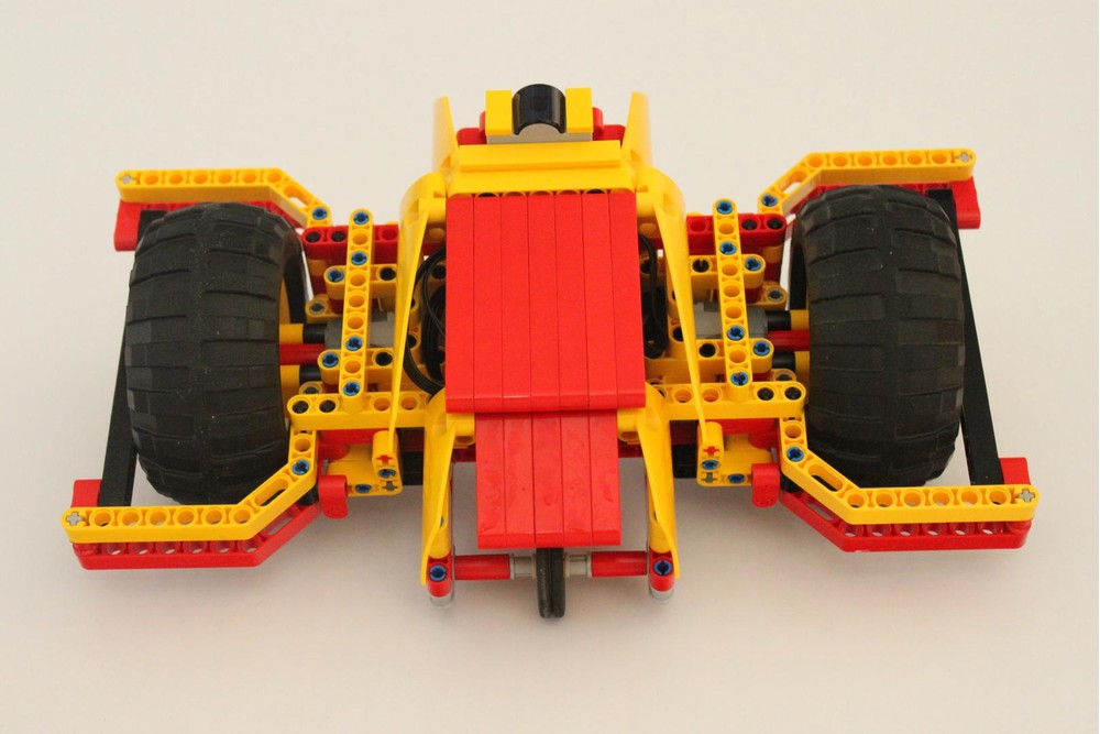 LEGO MOC RC Two Wheeler by MarkTypeR | Rebrickable - Build with LEGO
