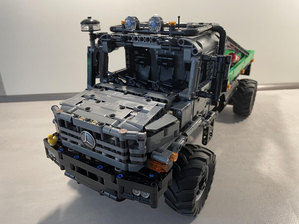 LEGO MOC 42129 Zetros Hood Fix by time-hh | Rebrickable - Build with LEGO