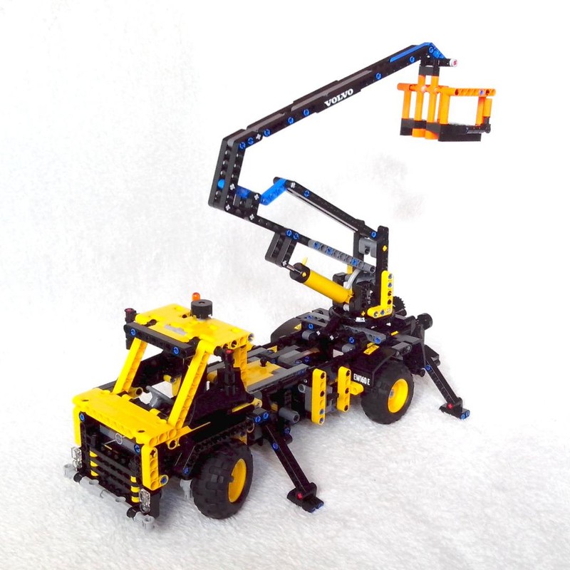 LEGO MOC 42053 Cherry Picker by Nequmodiva | Rebrickable - Build with LEGO