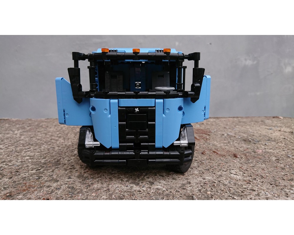 LEGO MOC Blue Thunder truck by SUPER8_LTG | Rebrickable - Build with LEGO