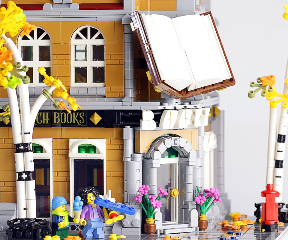 LEGO MOC Bookshop by Frostbricks | Rebrickable - Build with LEGO