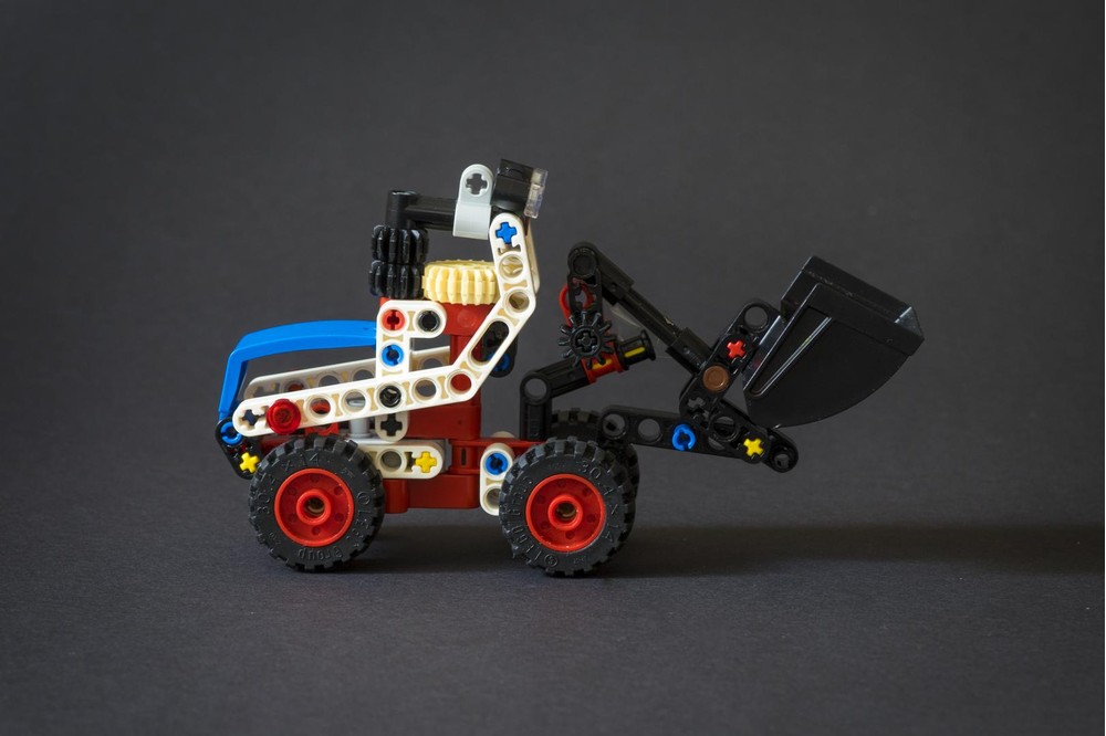 LEGO MOC 42116 Front Loader by tmunz | Rebrickable - Build with LEGO