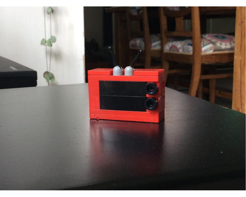LEGO MOC Old television by Thecoolcreator | Rebrickable - Build with LEGO