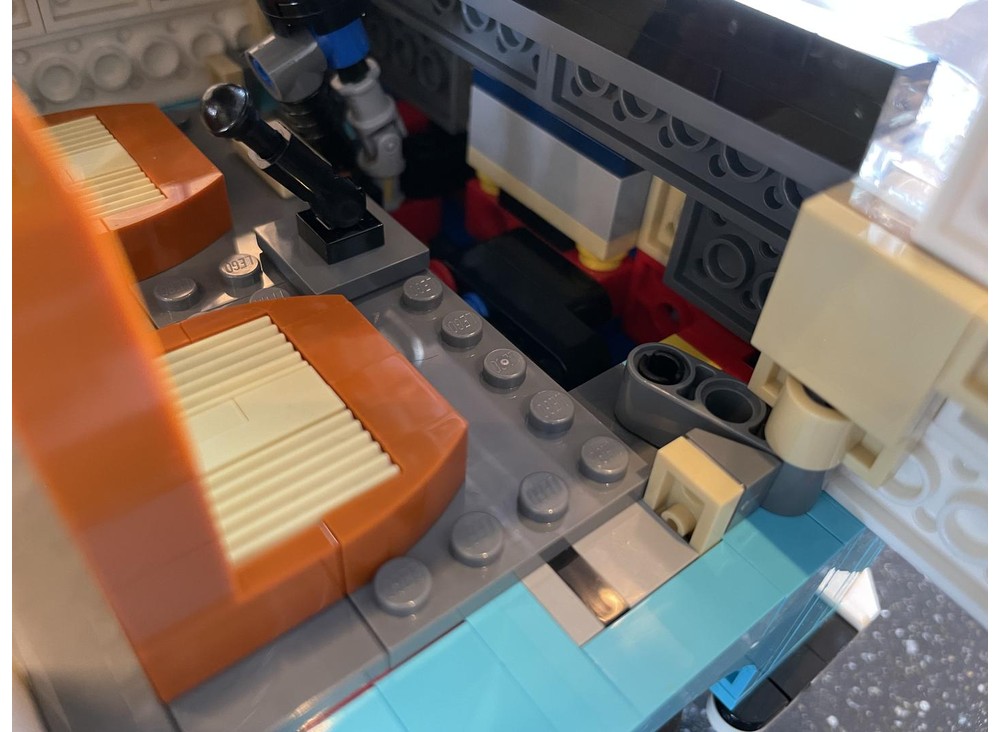 LEGO MOC 10279 VW Bus T2 RC Conversion by Cyrix | Rebrickable - Build ...