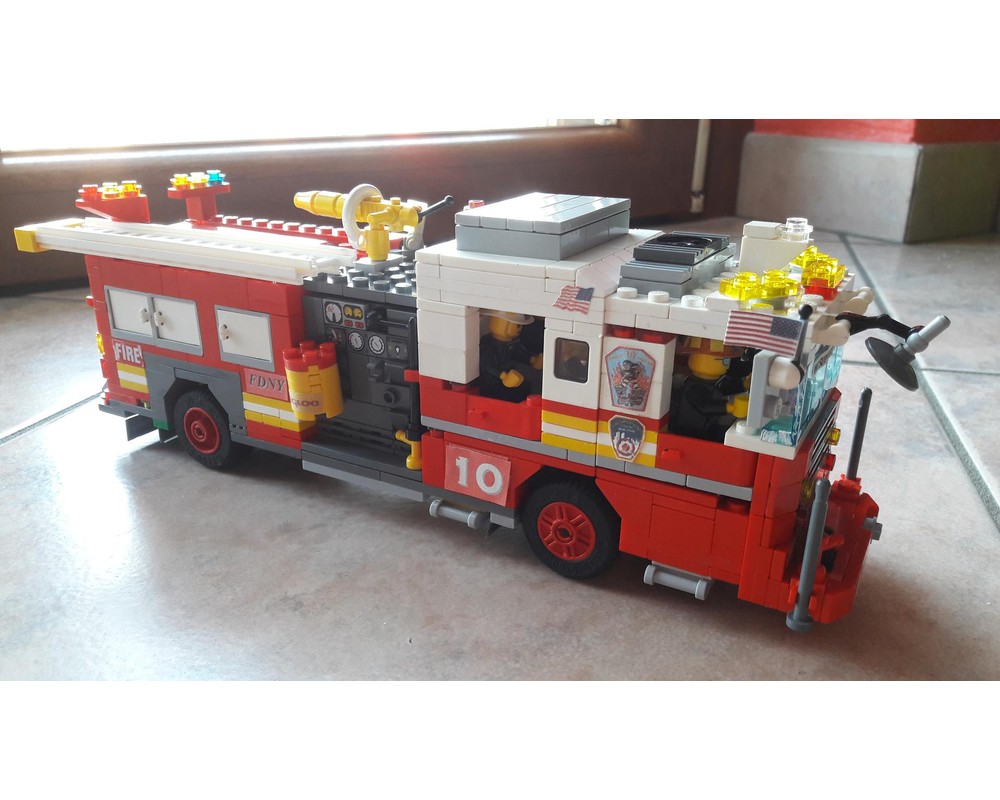 LEGO MOC Fire engine by AC16 | Rebrickable - Build with LEGO