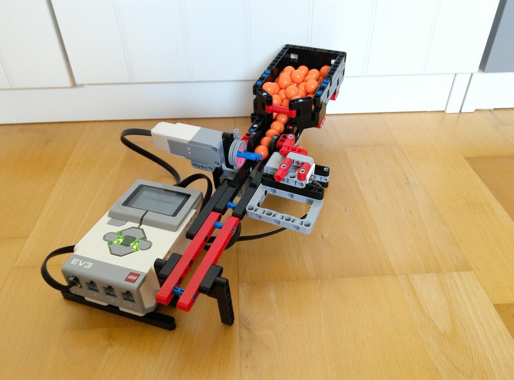 LEGO MOC Ball Counter by Philtech | Rebrickable - Build with LEGO