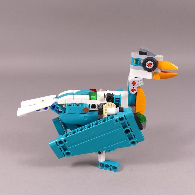 LEGO MOC Pigeon - LEGO Technic 42117 P Model by grohl | Rebrickable ...