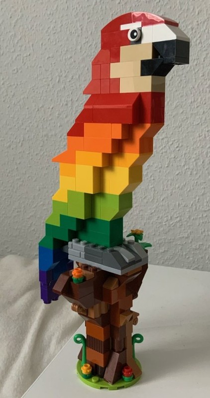 LEGO MOC Macaw Parrot by sanrever | Rebrickable - Build with LEGO