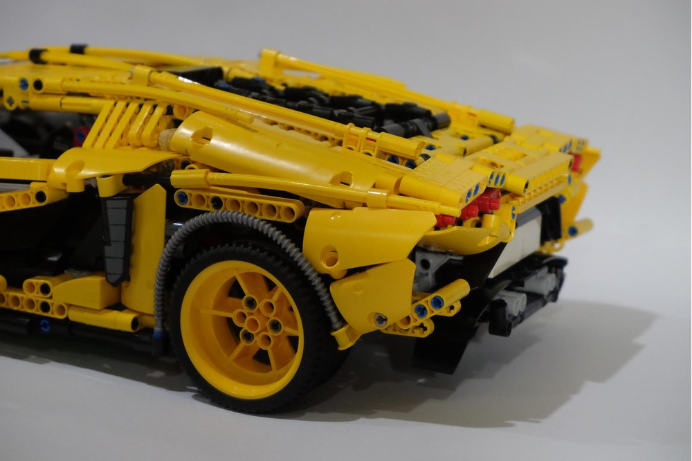 LEGO MOC Lamborghini Countach LPI 800-4 MOC by Isaac Yaw by Isaac Yaw ...