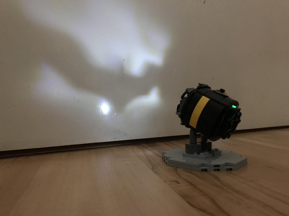 LEGO MOC Bat-signal (with llumination) by Joppequick | Rebrickable ...