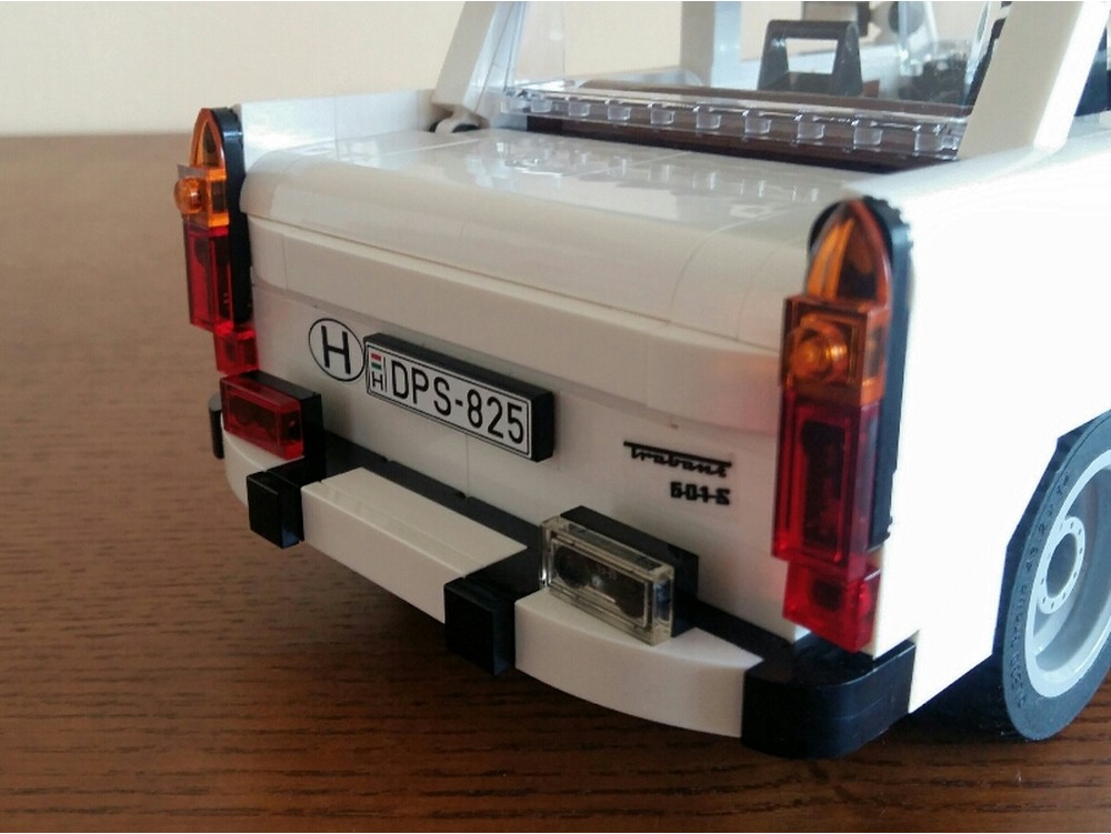 LEGO MOC Trabant 601 by pedankopet | Rebrickable - Build with LEGO