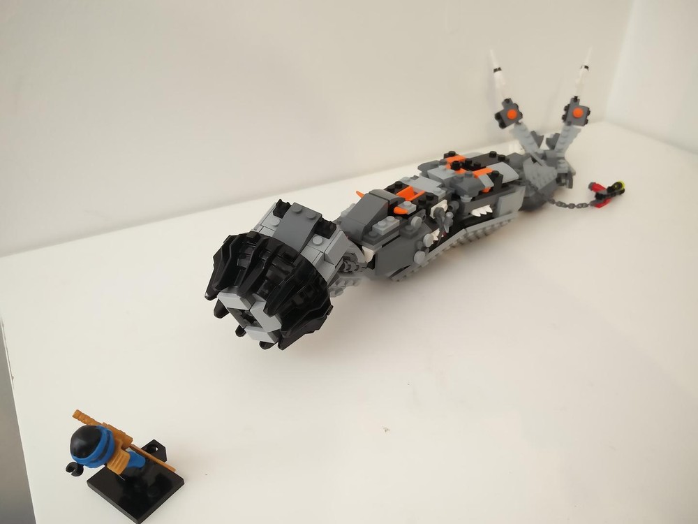 LEGO MOC Horn-Tailed Carnivorous Worm by LBX | Rebrickable - Build with ...