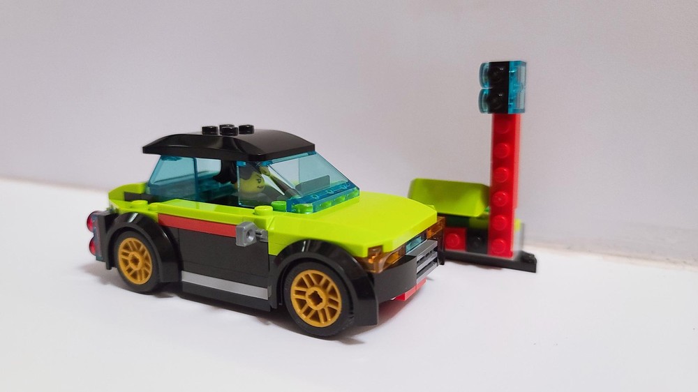 LEGO MOC 60258 Lime sedan with signal light by xlash0909 | Rebrickable ...