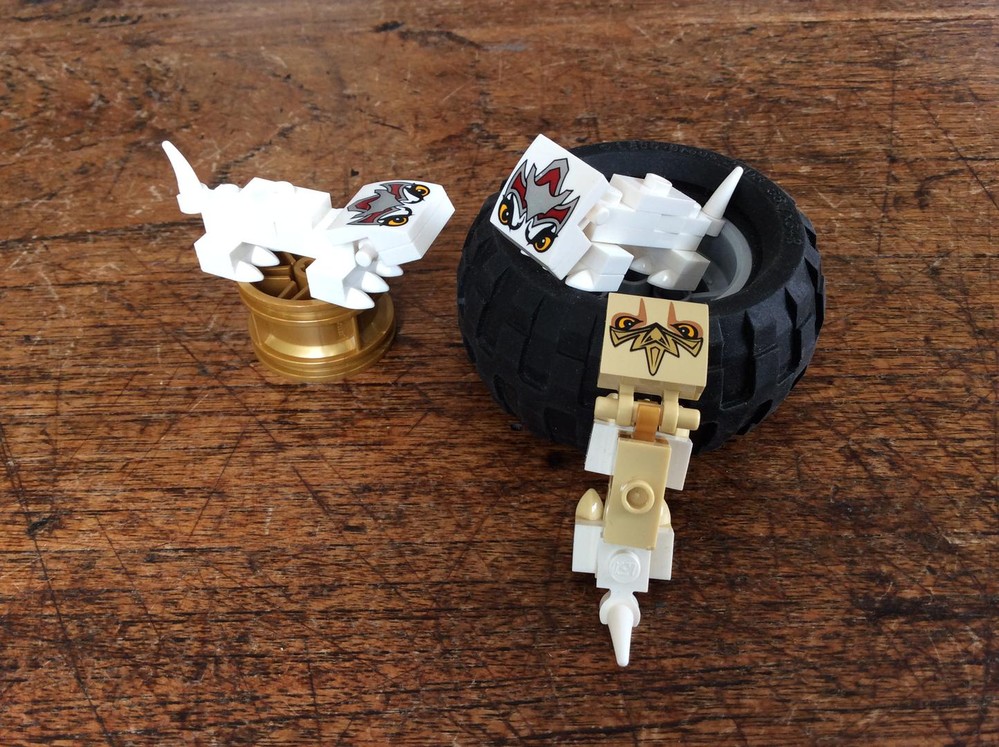 LEGO MOC Mini Super Poes by MichaKH | Rebrickable - Build with LEGO