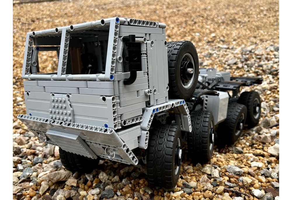 LEGO MOC RC Tatra 815-7 8x8 by saulquinn | Rebrickable - Build with LEGO