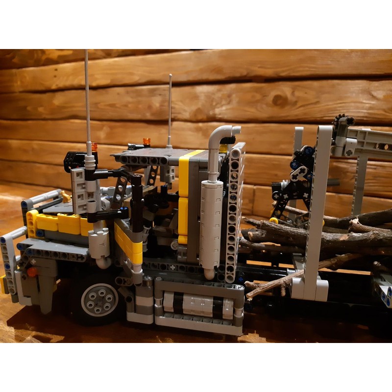 LEGO MOC Mack Titan logging truck by OldOlneyLego | Rebrickable - Build ...