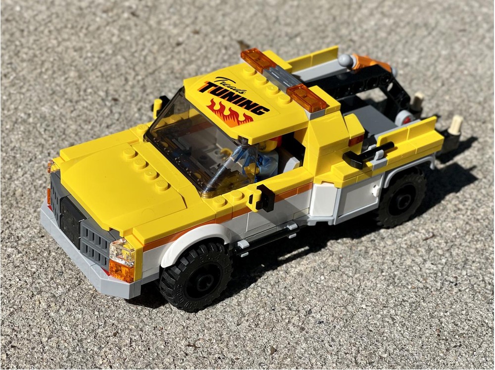 LEGO MOC Upsized Tuning Workshop by IBrickedItUp | Rebrickable - Build ...