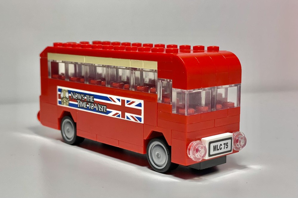 LEGO MOC 40220 - Coach bus by MasnySunshine | Rebrickable - Build with LEGO
