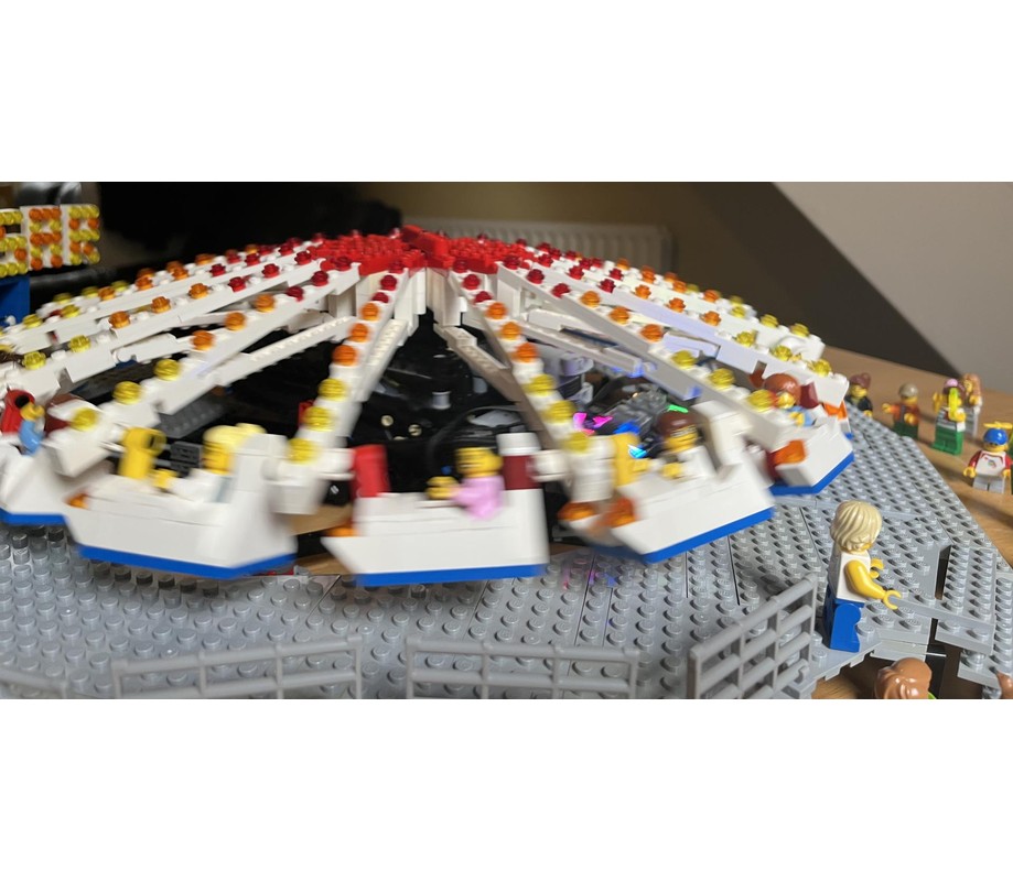 LEGO MOC Quasar Fairground Ride by Gdale | Rebrickable - Build with LEGO