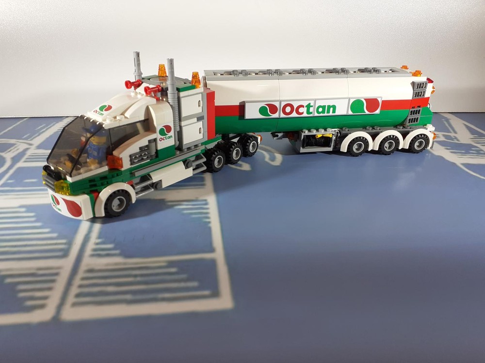 LEGO MOC Octan Truck 1 by Brickalicious | Rebrickable - Build with LEGO