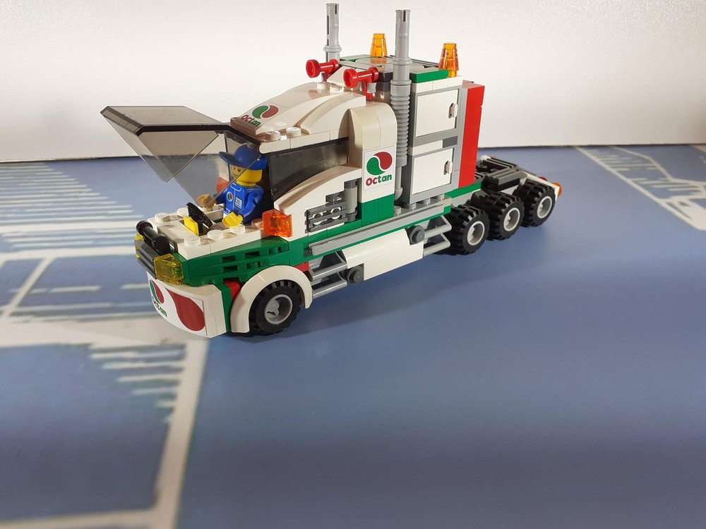 LEGO MOC Octan Truck 1 by Brickalicious | Rebrickable - Build with LEGO