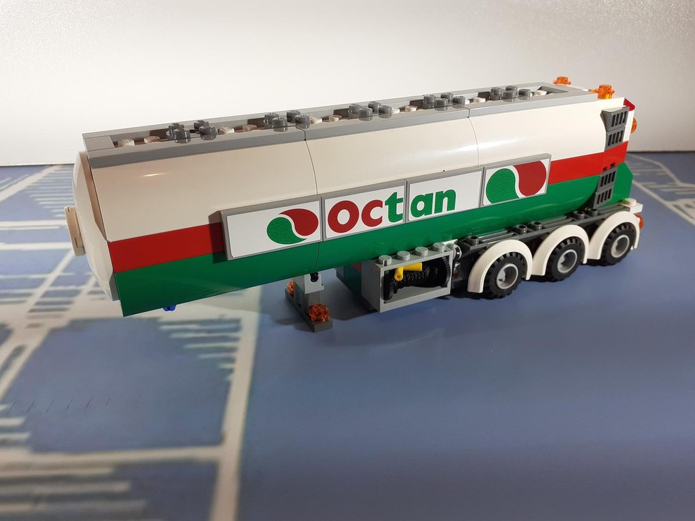 LEGO MOC Octan Truck 1 by Brickalicious | Rebrickable - Build with LEGO