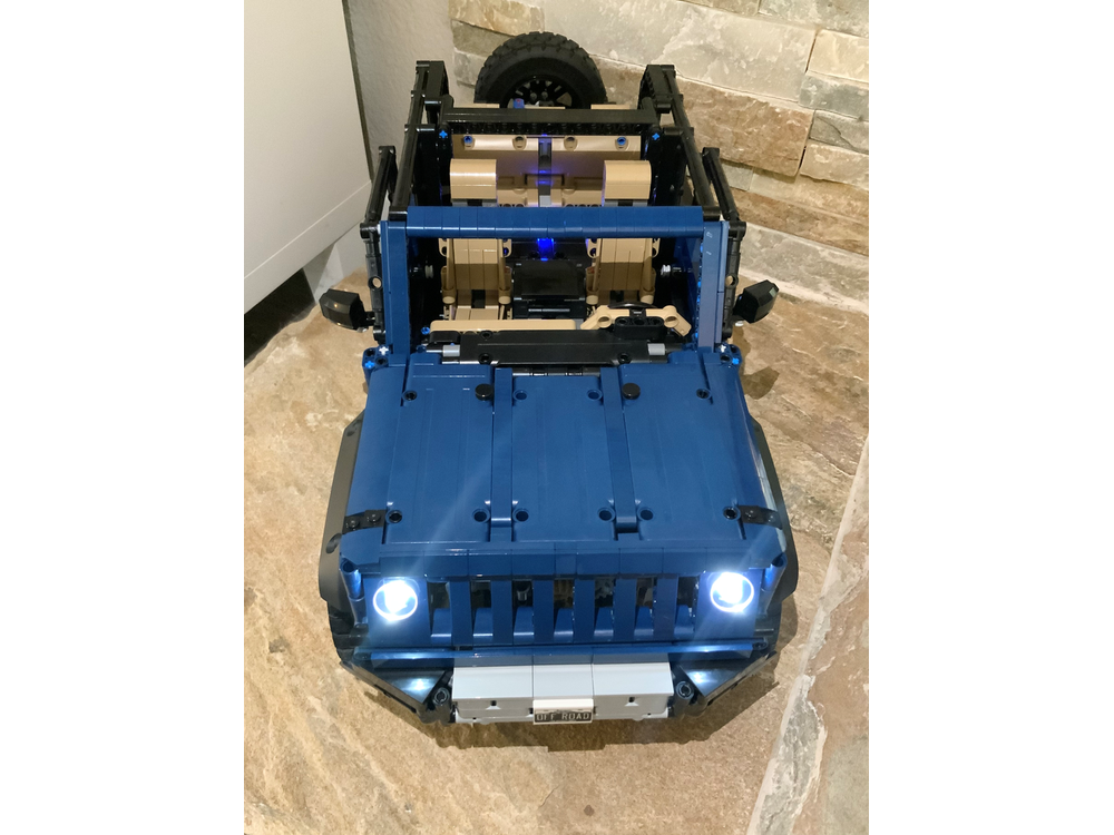 LEGO MOC Jeep Wrangler (motorized) by LegoDiego | Rebrickable - Build ...
