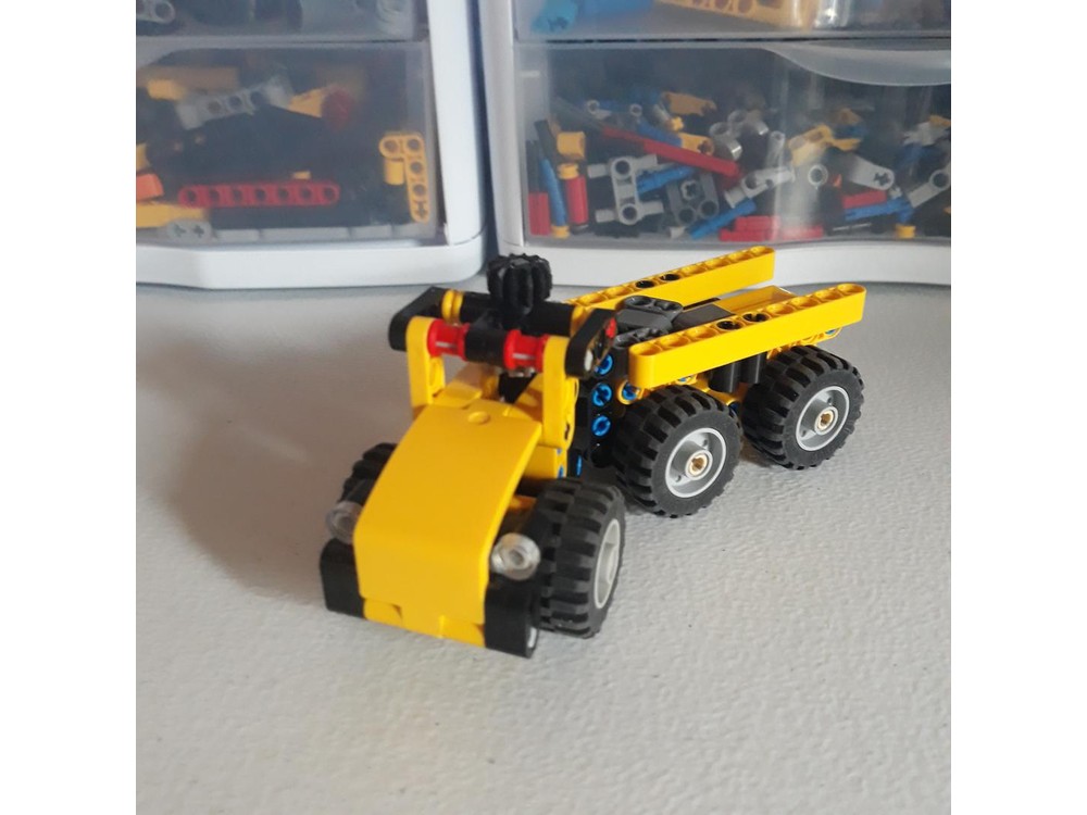 LEGO MOC Mini Articulated Hauler by A_Dilophosaurus | Rebrickable ...