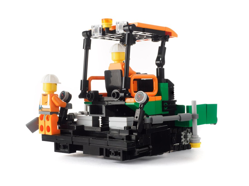 LEGO MOC Asphalt Paver by EvertvW | Rebrickable - Build with LEGO