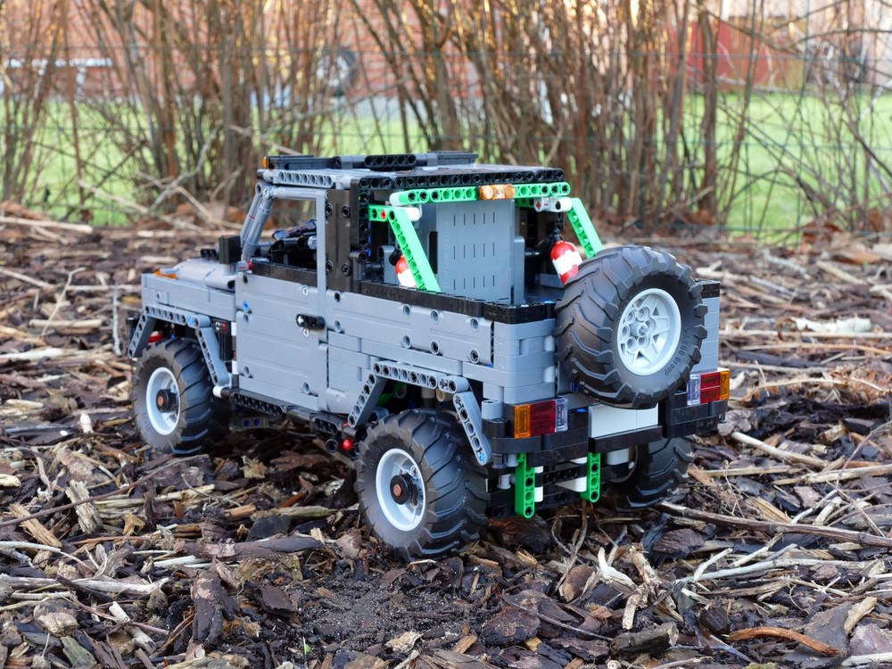 LEGO MOC Mercedes Benz G-Wagen (42129 B-Model) by grohl | Rebrickable ...