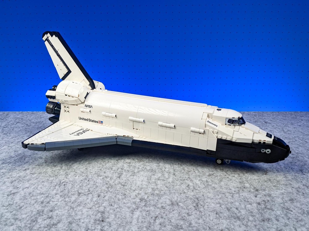 LEGO MOC Space Shuttle Discovery Fixes by Simon Lenz | Rebrickable ...
