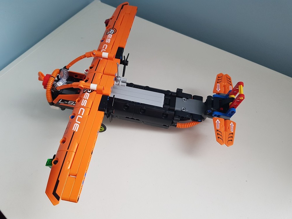 LEGO MOC 42120 alt L92 Plane by przemoe | Rebrickable - Build with LEGO